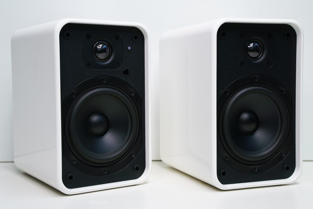 Jamo P404 aktiivikaiuttimet | Aktiivikaiuttimet | TV-Audio.fi